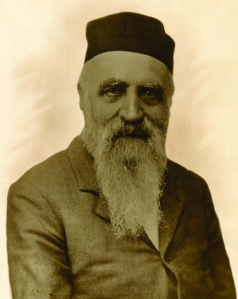 200 Years of Dadant | Bad Beekeeping Blog